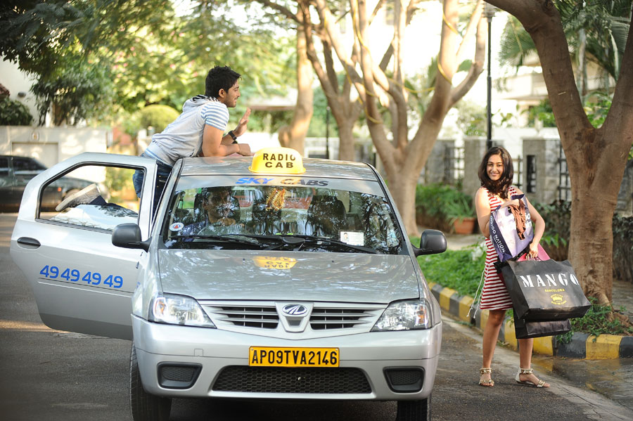 Allu Arjun's Julayi movie Latest Photos New Stills