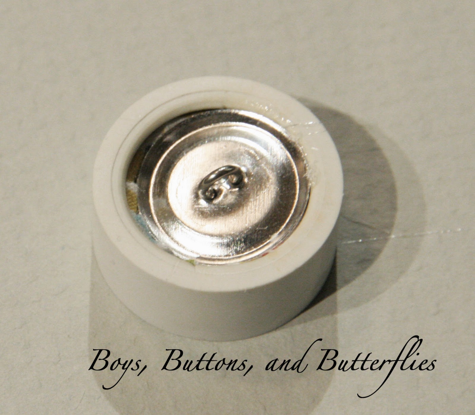 Buttons and Butterflies: Button Clips