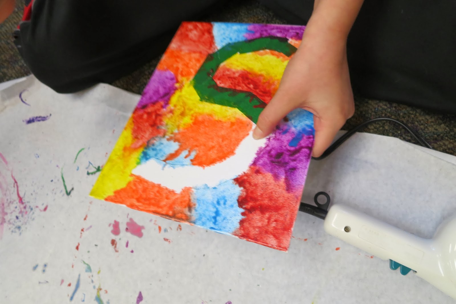 Craft Lab: Melting Crayons : library makers