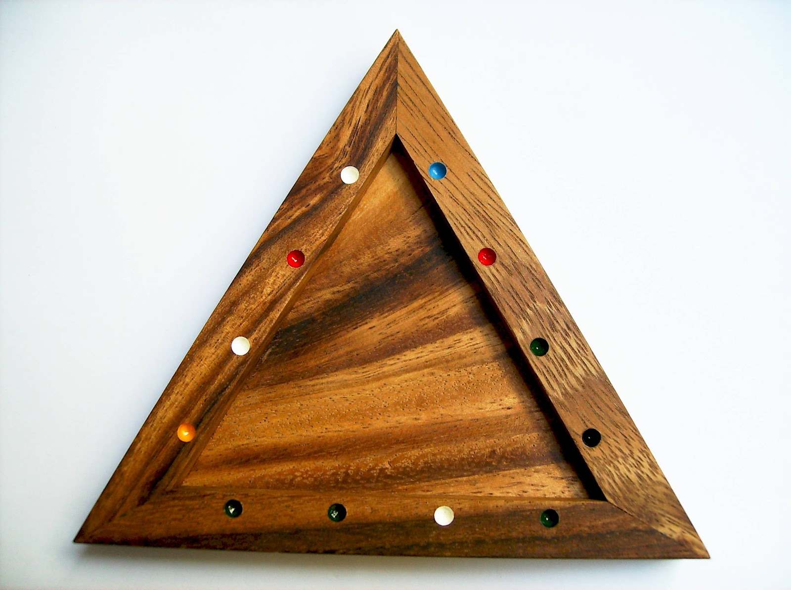 Gabriel Fernandes' Puzzle Collection: Color Match Triangle