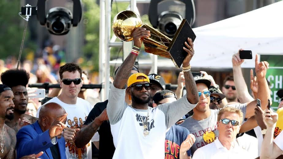 Cleveland celebrates Cavaliers with huge NBA victory parade (photos)