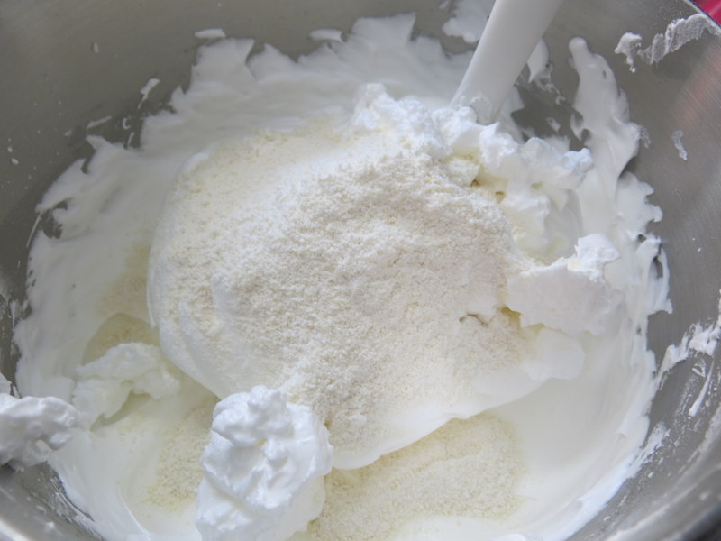 Tomillo, laurel y otras cosas de comer.: DACQUOISE CON MUSELINA DE ...