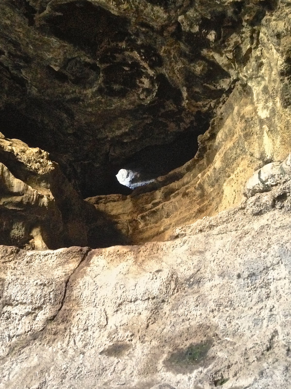 SOUTHERN IDAHO: TEAPOT CAVE