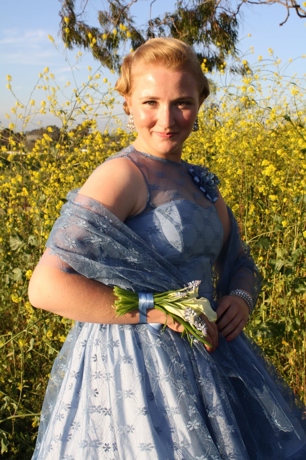 wacky tacky: Sew What?! wacky tacky Goes to the Prom!!