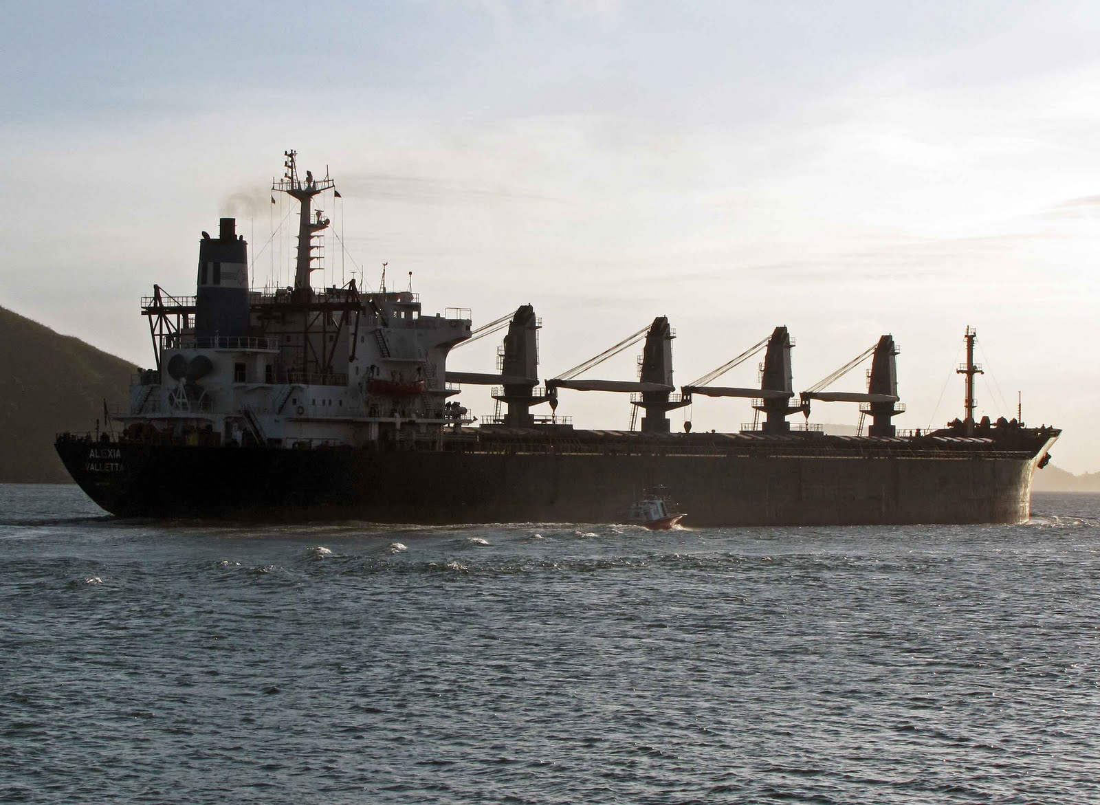 Santos Shiplovers: M/V Alexia / 9HPR7 - Um Handy Size da Alloceans