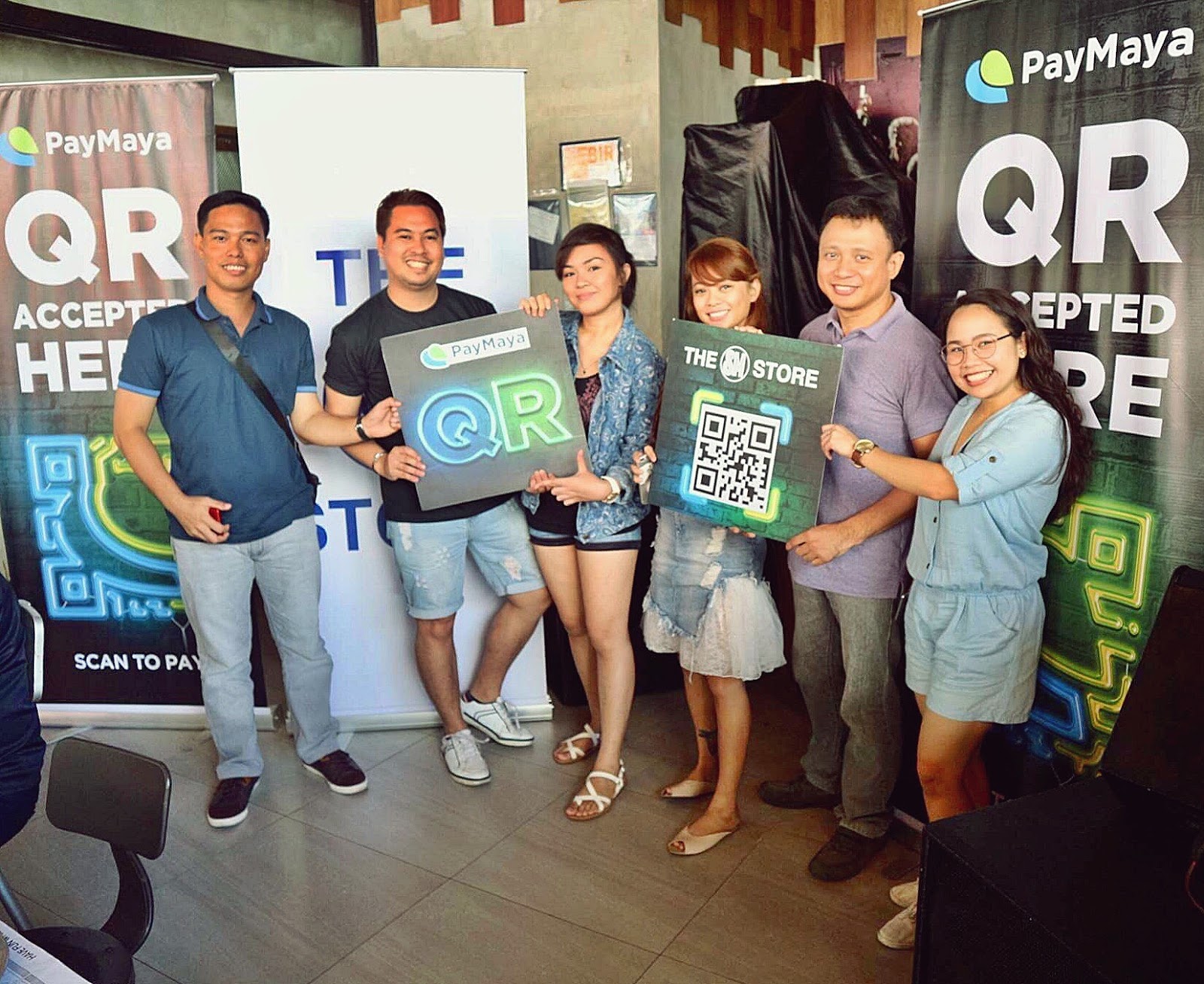 Paymaya: Building a Cashless Philippines - A Not So Secret Life