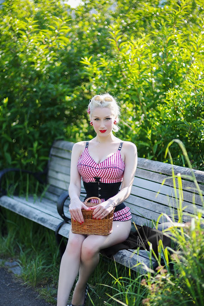 Old Hollywood Vibes || Naughty Girl Shop Little White Dress | Chicago ...