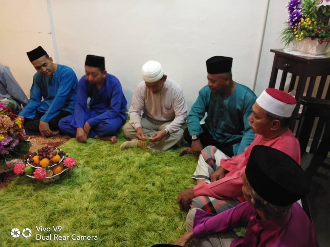 Selamat Bertunang Lily