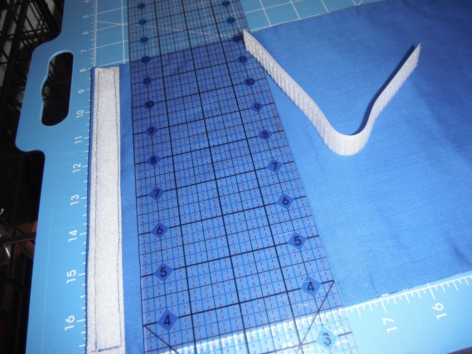 Crafting Weasels: PVC Kids Chair