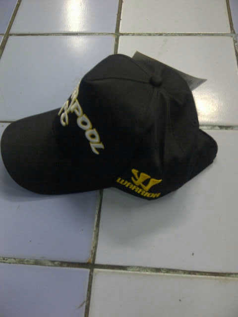 Jual Jersey Jaket Sweater Sepatu Grade Ori (2B9F2A90): ready topi klub ...