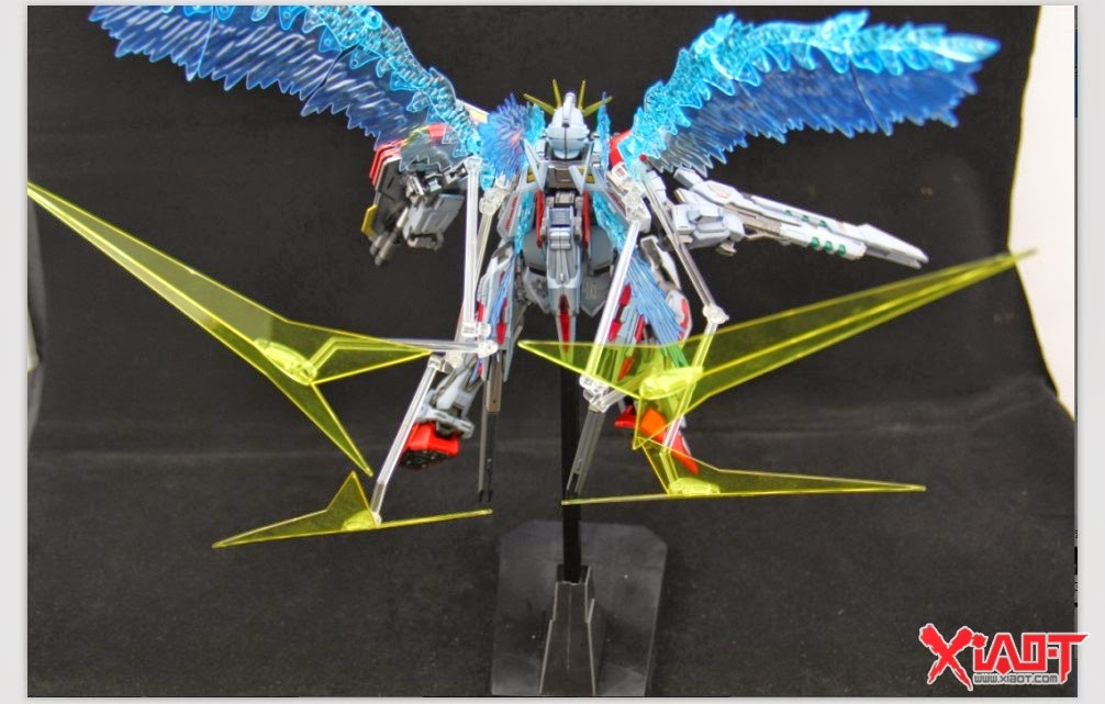 MG 1/100 Build Strike Gundam + Universe Booster + Homemade Backpack ...