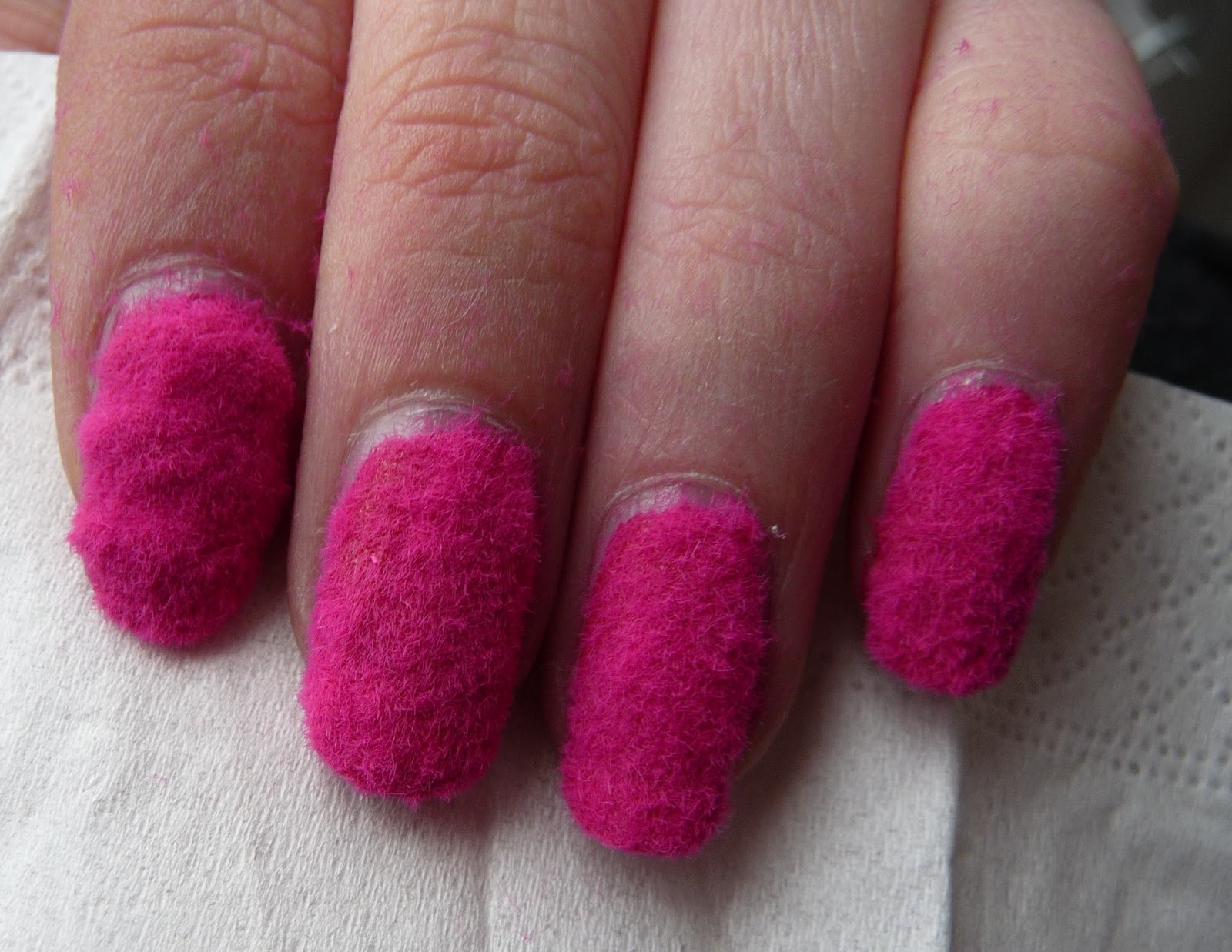 P.S.LiveLifeLovely: Review: MUA Fur Effect Nails Fuzzy Fluff
