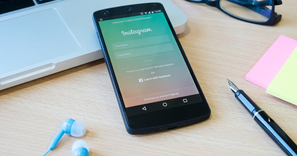 how-to-add-an-instagram-widget-in-a-blogger-blog-helplogger