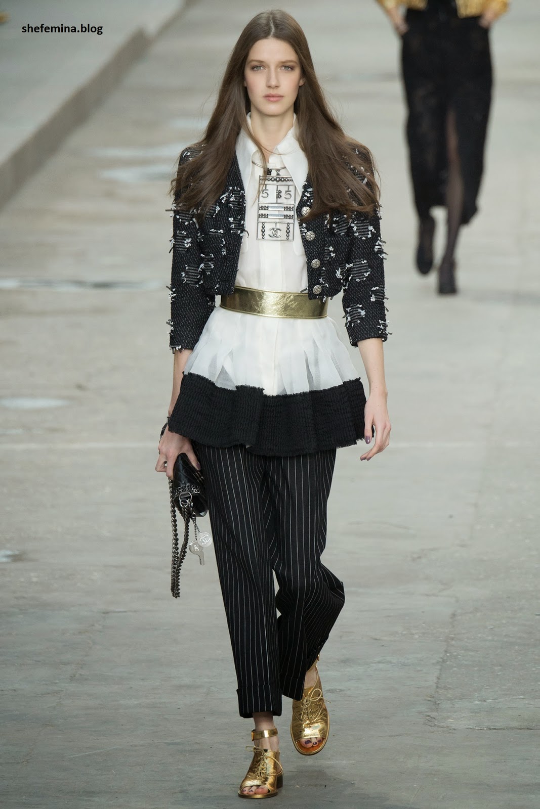 Chanel Spring/Summer 2015 Paris Fashion Show Ready-to-Wear Dresses ...