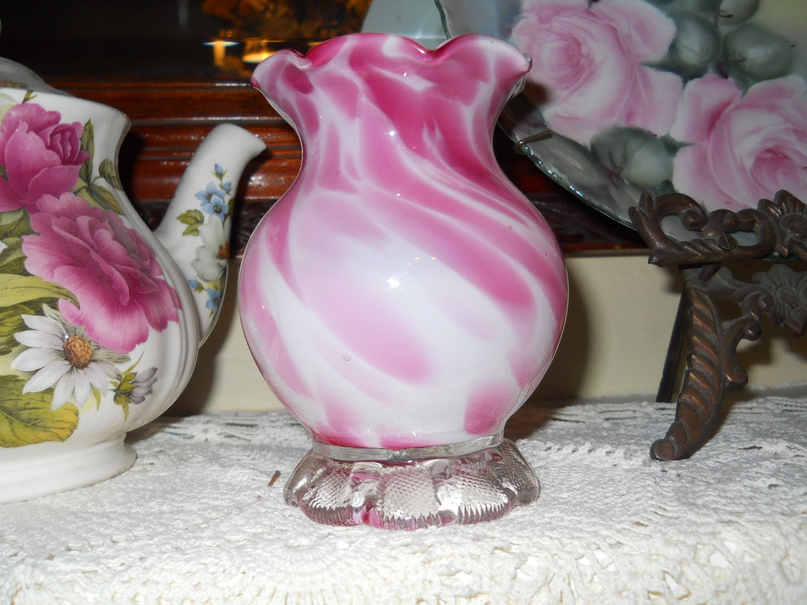 Shabby Cottage Collectibles: Very Pretty PINK Things