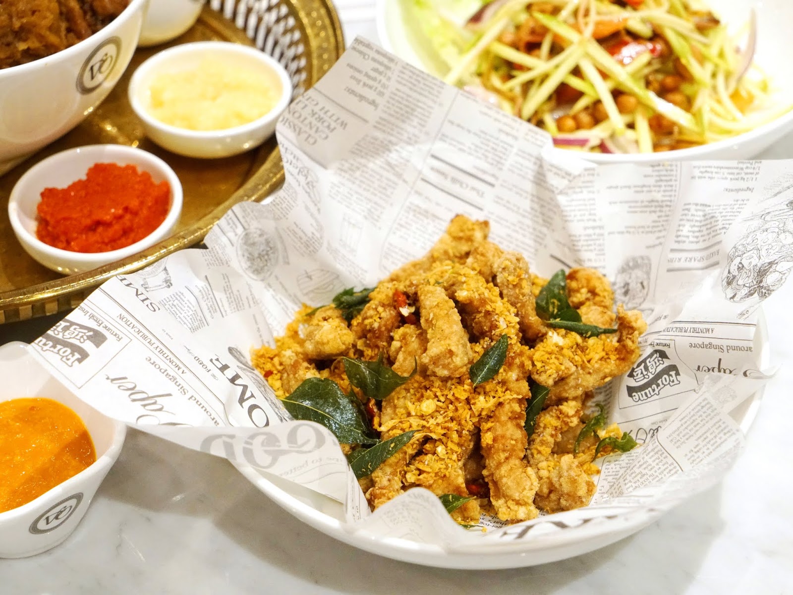 PinkyPiggu: Violet Oon @ Jewel Changi Airport ~ Showcasing Singaporean ...