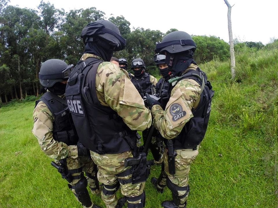 Equipe gaúcha: NOVA FARDA DO G.A.T.E. RS