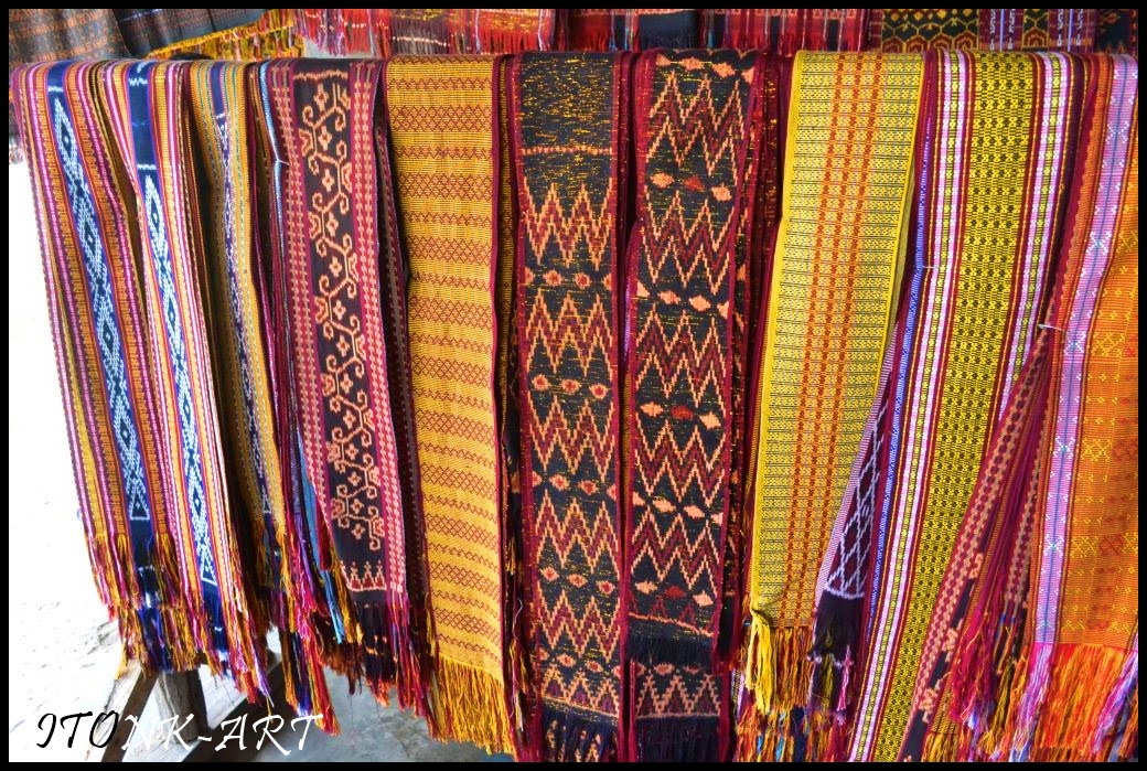 Mackding4RT: Tenun Ikat Traditional Art From Flores Gallery
