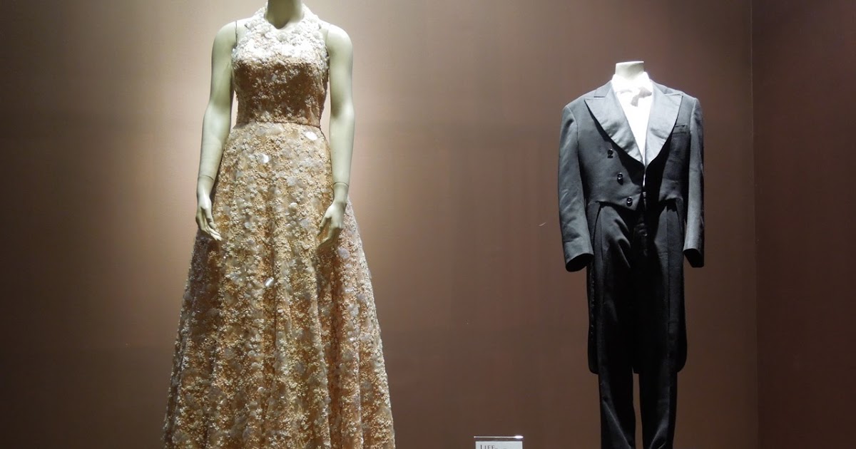 Hollywood Movie Costumes And Props Original Movie Costumes From Life