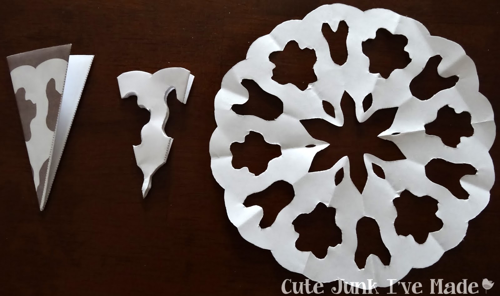 Cute Junk I've Made: Snowflake Curtain + FREE Printable Template