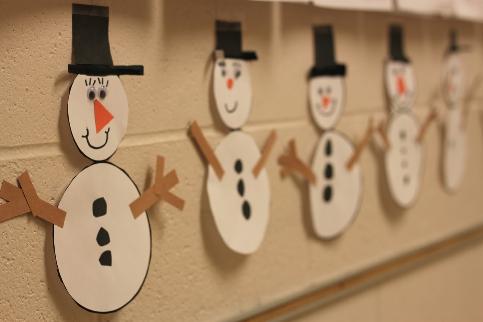 Simply Second Grade: Let it snow! PLEASE! :)