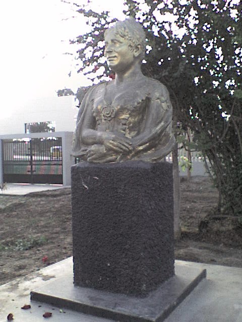 Mujeres Peruanas: Antonia Moreno de Cáceres, amor a la patria