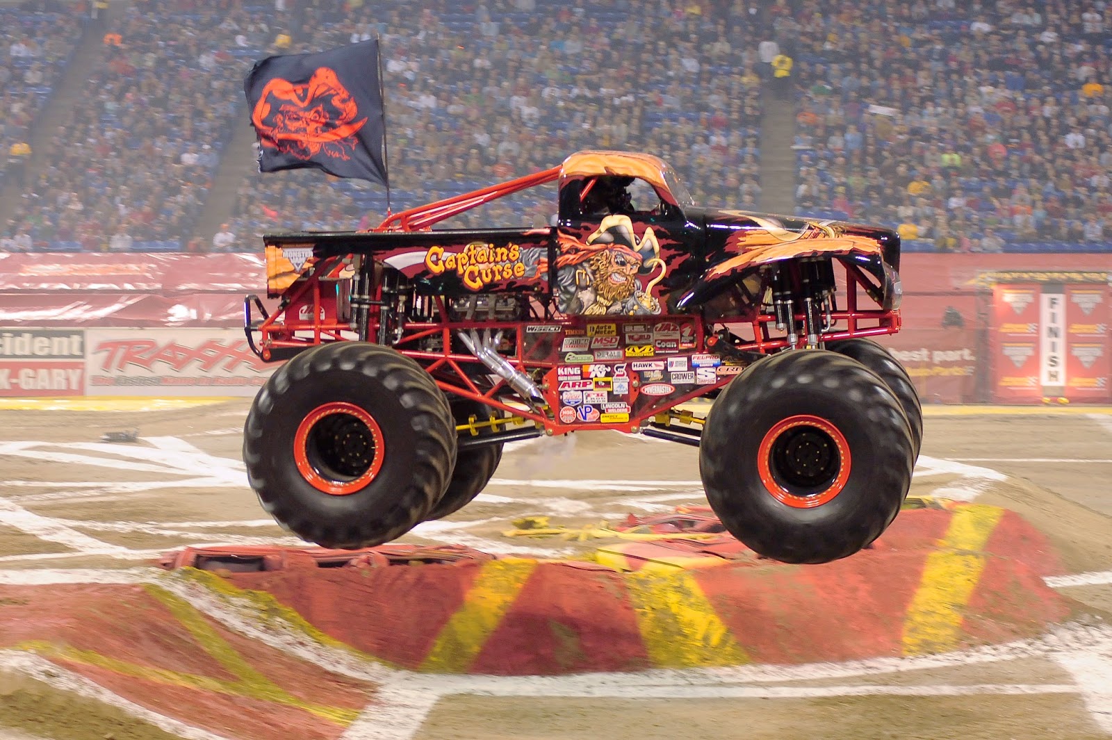 Bonggamom Finds: Get $5 off regular priced tickets to Monster Jam at ...