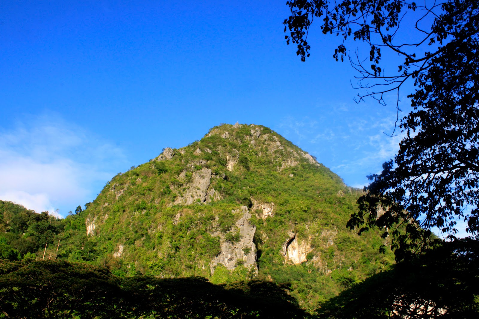 The Outdoorsy Geek: Mt. Pamitinan, Montalban Rizal