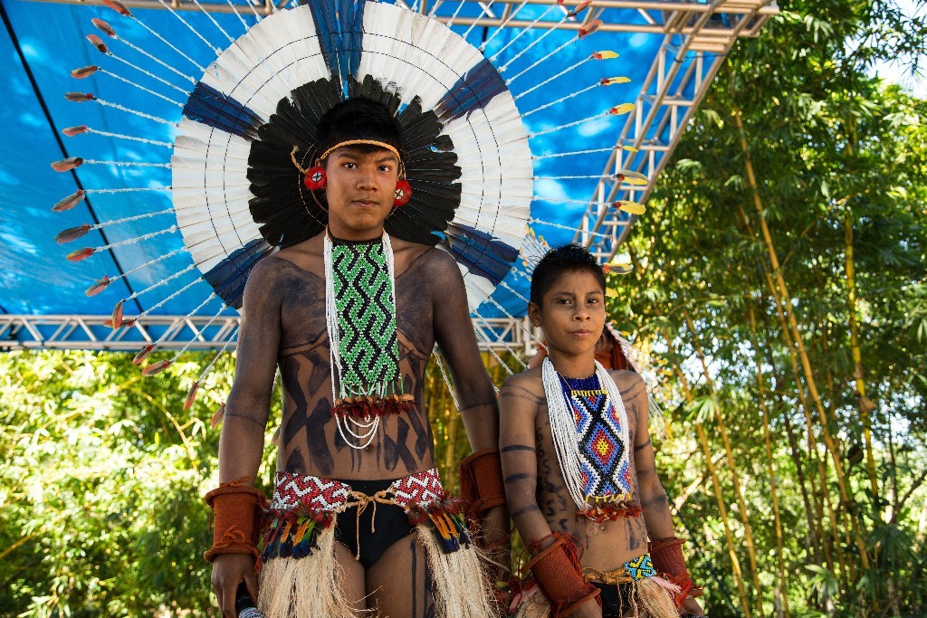 COMO VIVEM OS ÍNDIOS KARAJÁ