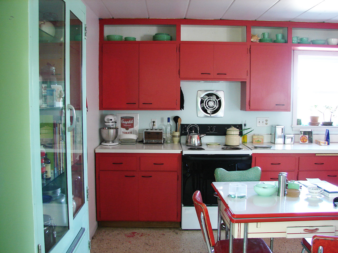 tea-sipping paint-spiller.: A little kitsch in the kitch.