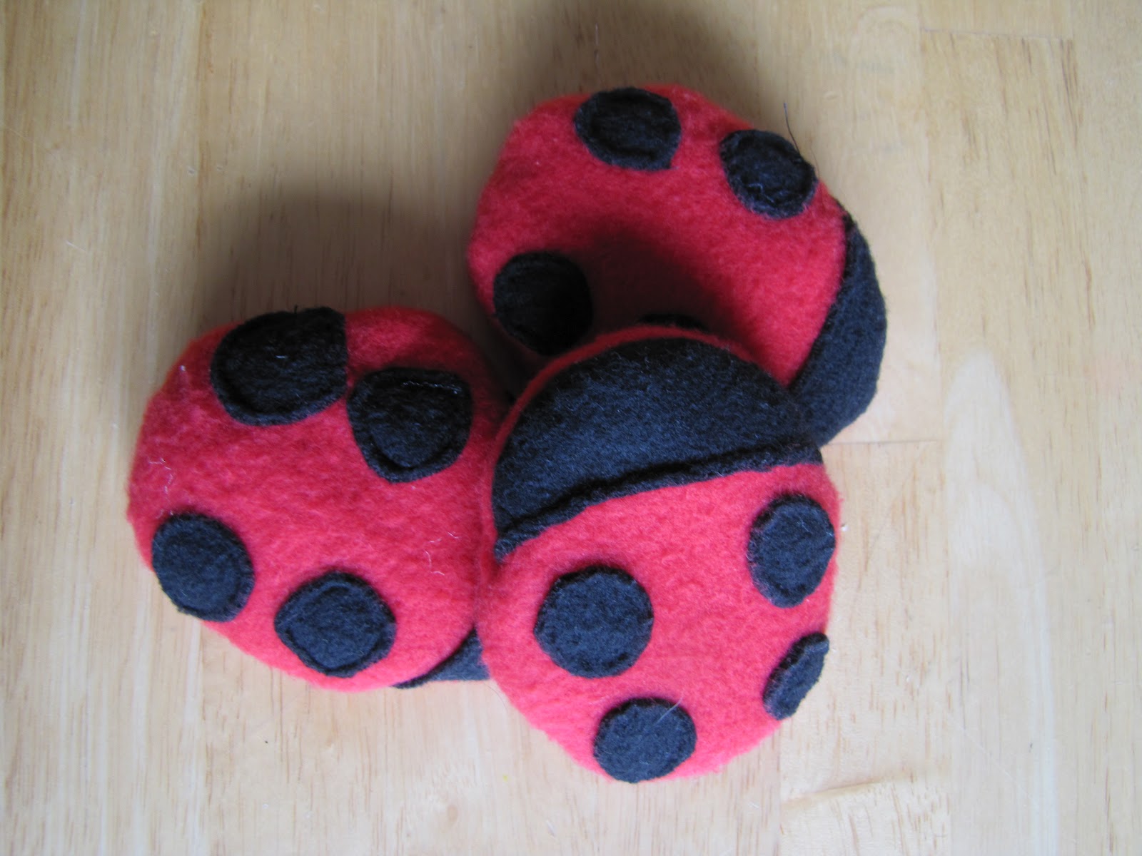 Made by Mama Bear: Ladybug Bean Bags