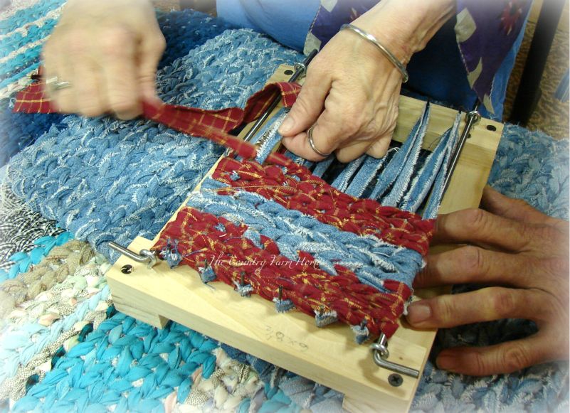 Our Old Country Store: Rag Rug Loom Giveaway Winner