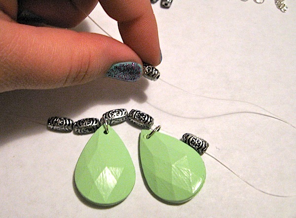 DIY: Teardrop Bead Statement Necklace | Neon Rattail