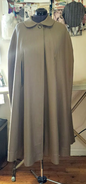 Faye's Sewing Adventure : VOGUE 8959 FULL LENGTH CAPE COMPLETED...