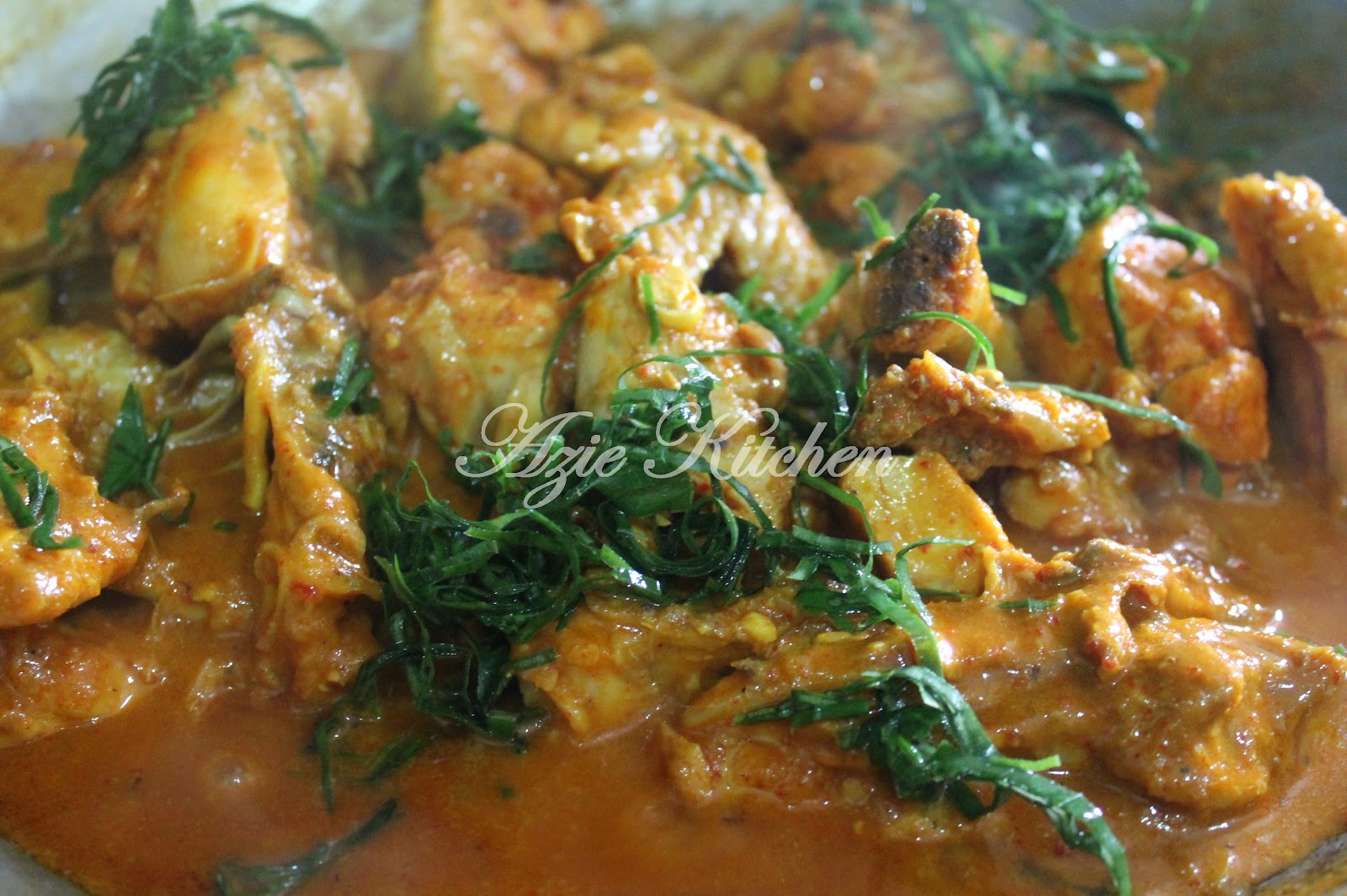 Sedap Nyeeer Rendang dan Lemang - Azie Kitchen