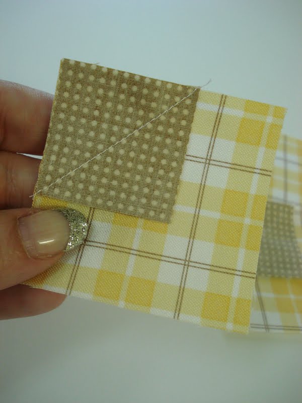 Bee In My Bonnet: Easy Square in a Square Tutorial...