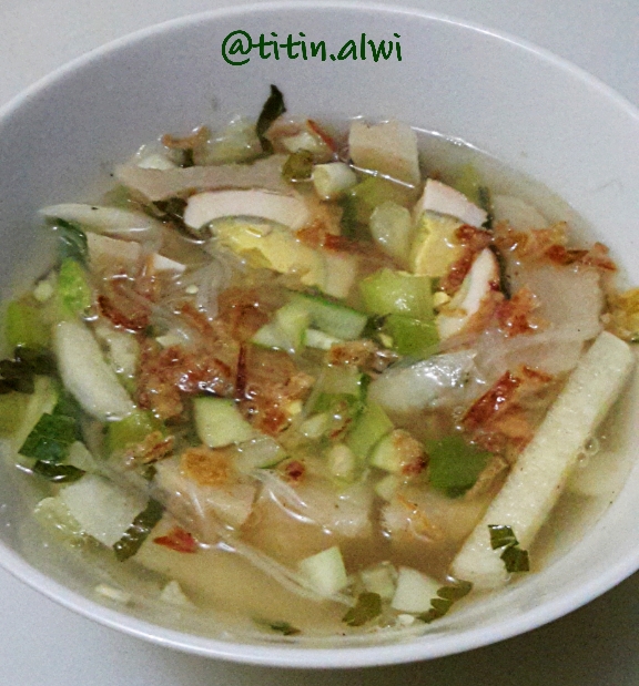 Model Ikan Isi Telur