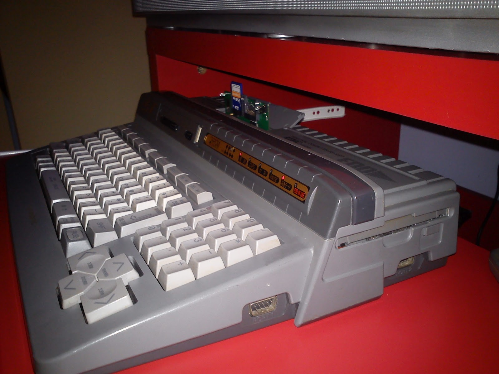 MI TEMPLO DE LOS VIDEOJUEGOS: MSX-TURBO-R, MI ÚLTIMA ADQUISICIÓN.