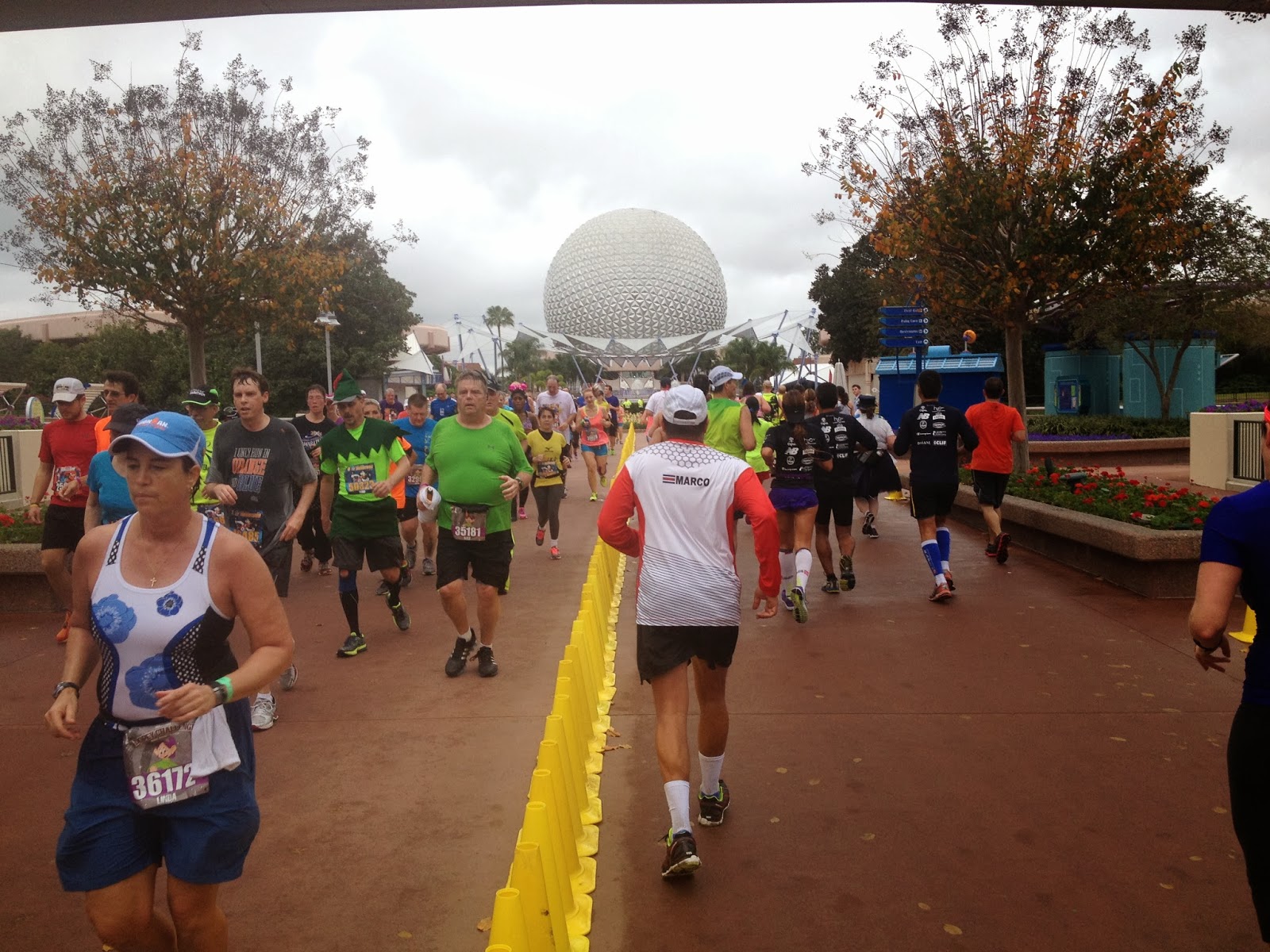 Dopey Runr: 2014 Walt Disney World Half Marathon - Dopey Challenge Race ...
