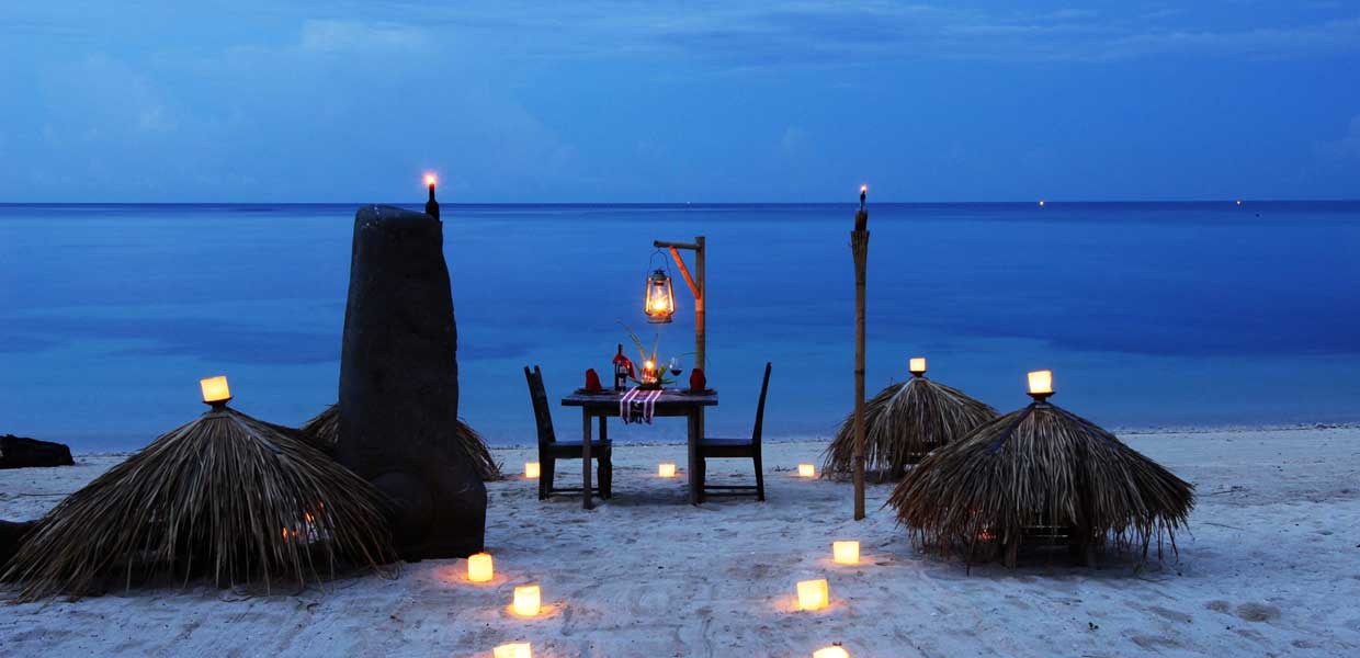 The Holiday and Travel Magazine: NYAMAN LUXURY KOMODO CRUISES AND ...