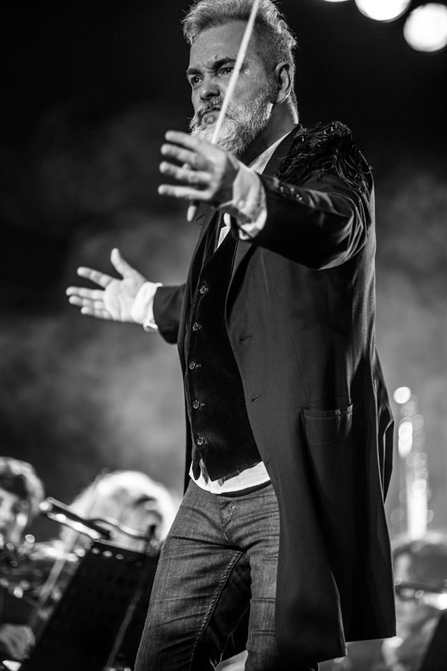 Intersticio: ARROPANDO A LA CANCION, entrevista a Alejandro Terán