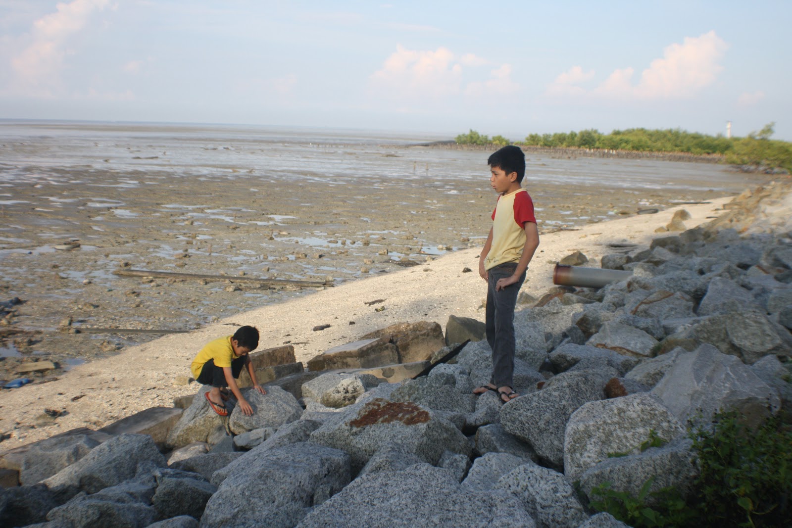 R U N N I N G: PLACES OF INTEREST – D’ MUARA MARINE PARK - DORANI BAYU ...