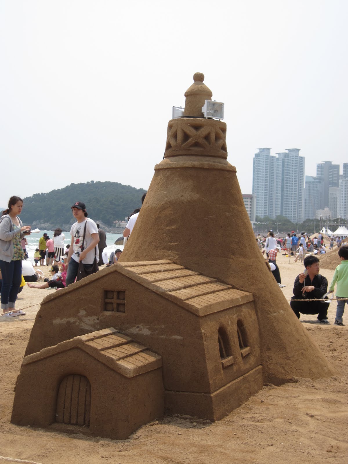 RyRy's in Korea: Memorial Day part 2: Korean style (Haeundae Sand Art ...
