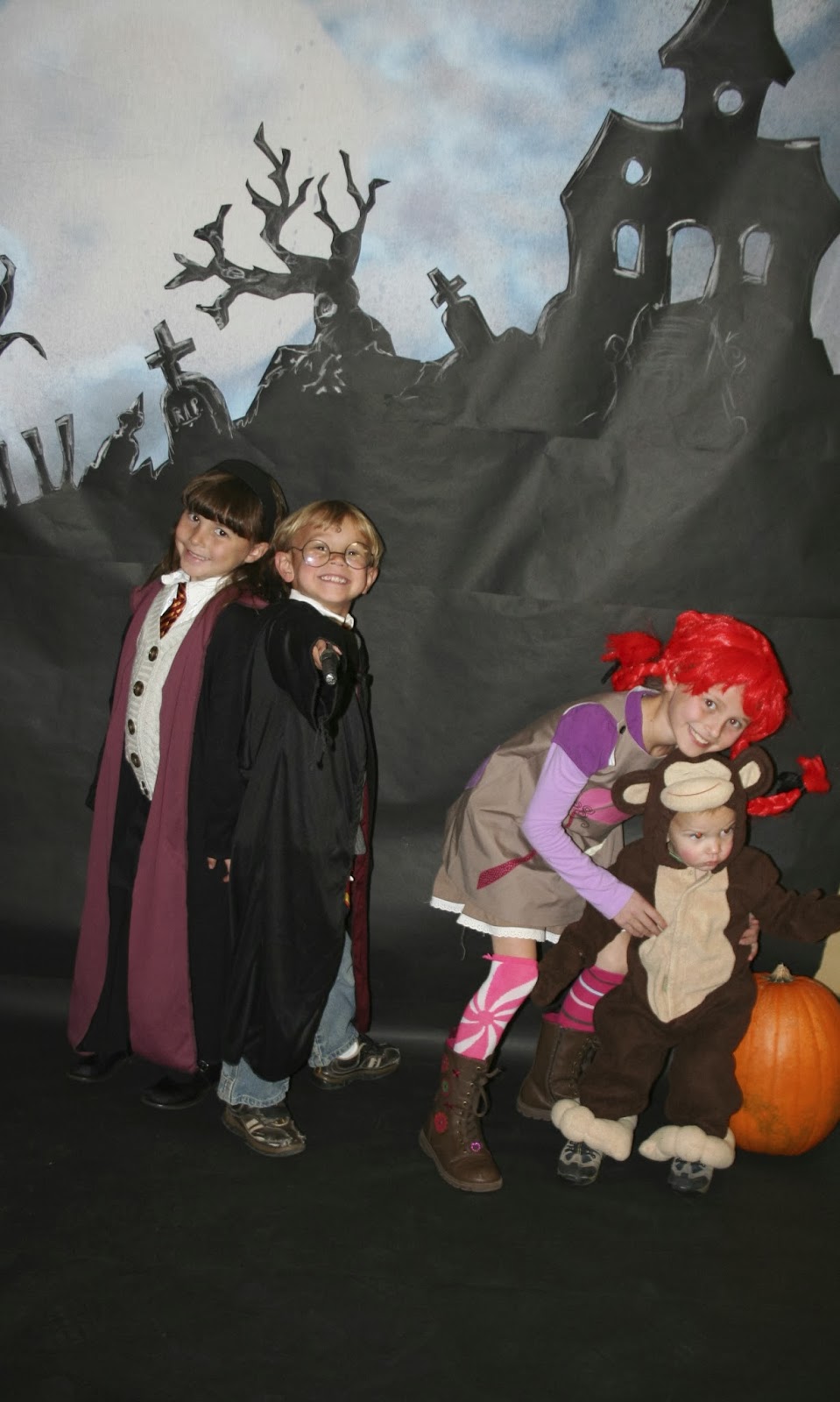 Mommy Lessons 101: 13 Spooky and Fun Halloween Party Games, Treats ...