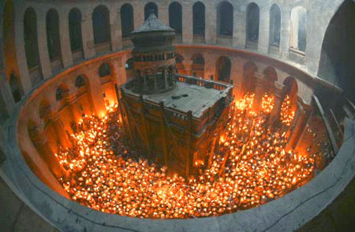 ΣΥ - ΓΚΛΟ - ΝΙ - ΣΤΙ - ΚΟ ΒΙΝΤΕΟ... ΑΠΟ ΤΗΝ ΕΛΕΥΣΗ ΤΟΥ ΑΓΙΟΥ ΦΩΤΟΣ ...