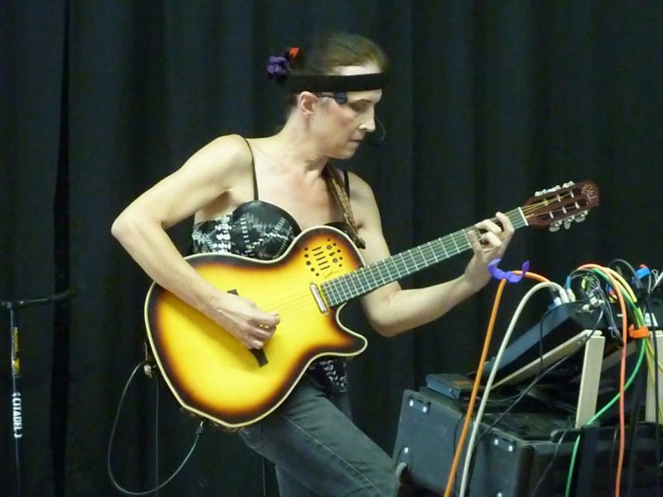 PREPARED GUITAR: Rejyna