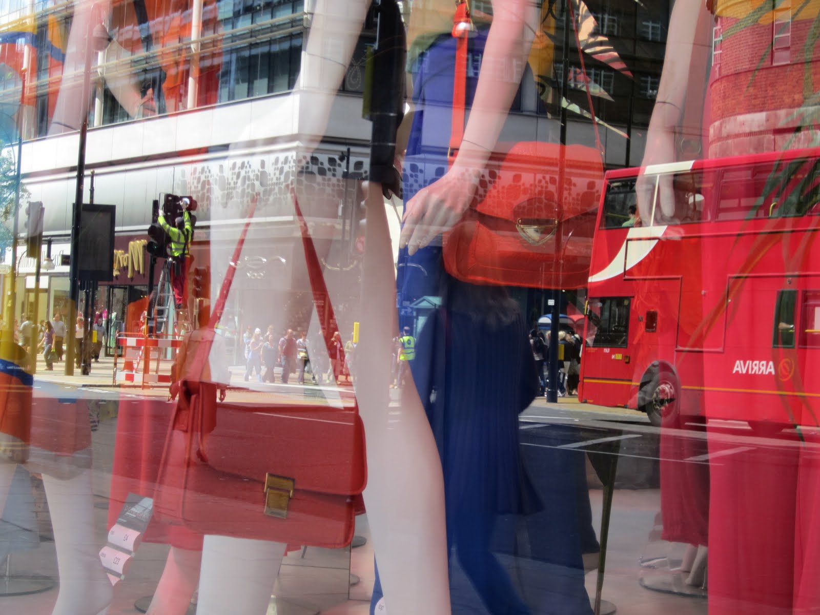 The Dubai Fashionist....à Paris: Primark Windows, Marble Arch, London