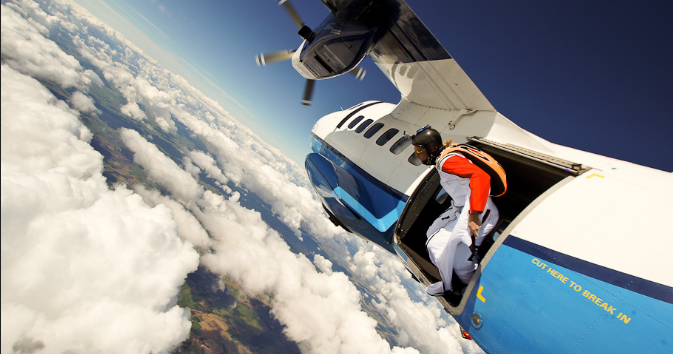 Birdman Flying Suit - Wing gliding ~ Crazy Wingsuit Flying