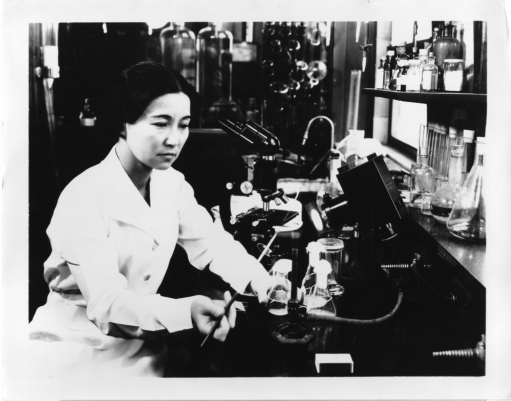 Women in Science – 51 Historical Vintage Pictures of American Female ...