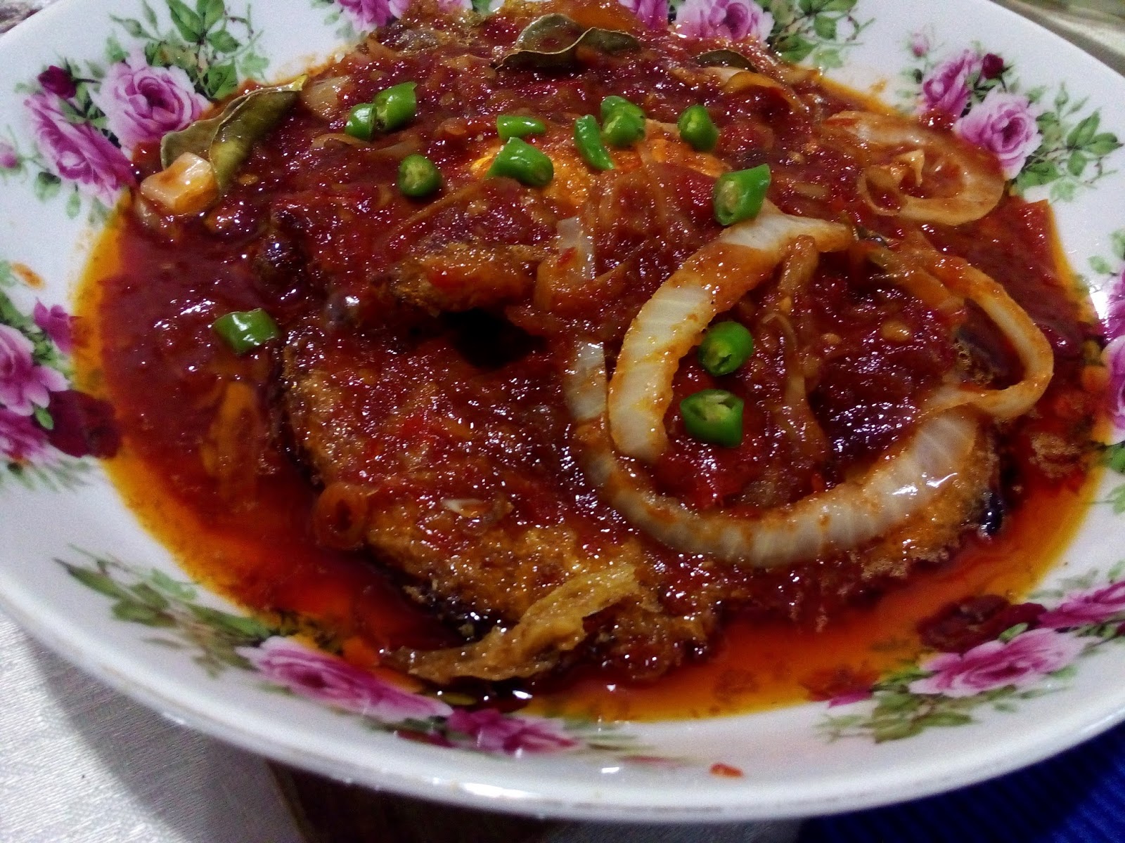 SurayaMSyed: Telur Mata Masak Tiga Rasa